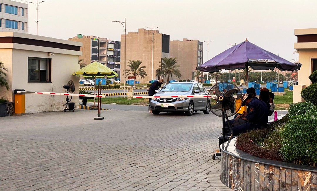 Pakistan Leading Computer Short Courses Institute - Career Institute